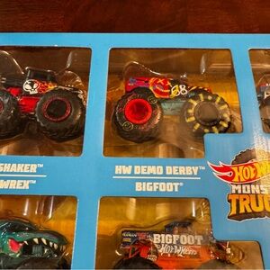Hot Wheels | Toys | Hot Wheels Monster Trucks Live 8 Pack Set Of 8 64 ...